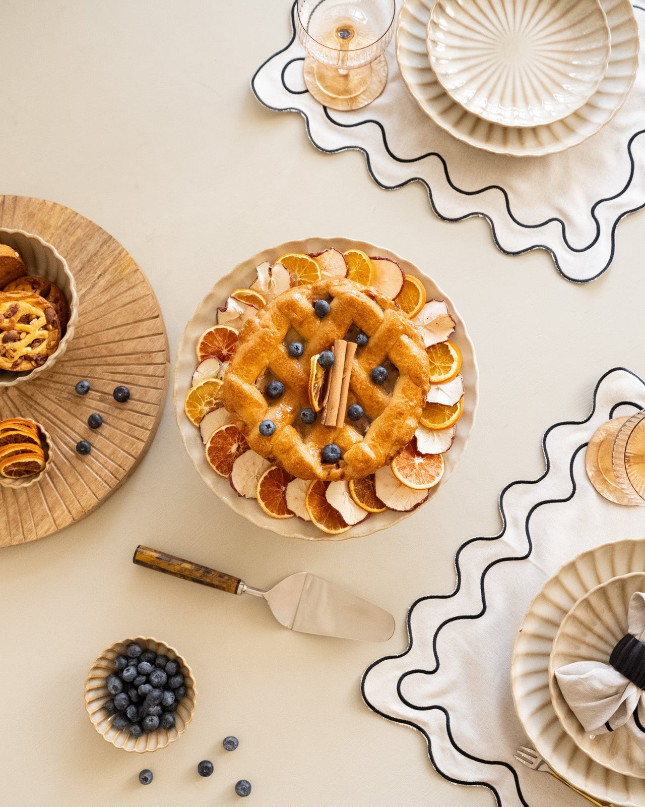 COSY Astera Cake Stand /1 - NNO - Things I Like Things I Love