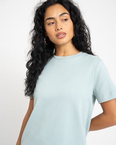 Aware Naima O-Neck T-Shirt Gray Mist – Things I Like Things I Love