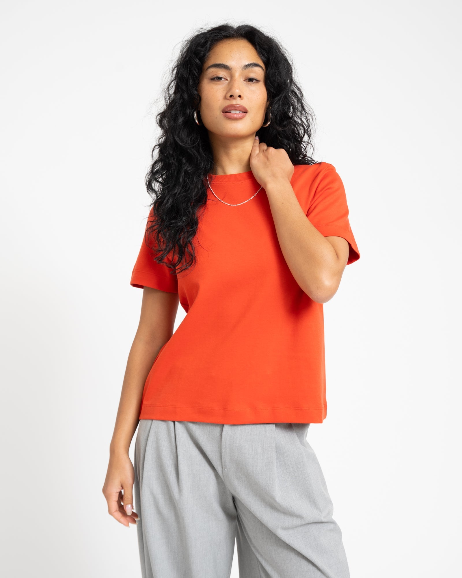 Aware Naima O-Neck T-Shirt Molten Lava – Things I Like Things I Love