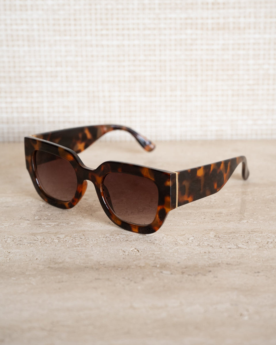 TILTIL Bobby Sunglasses Tortoise - Things I Like Things I Love