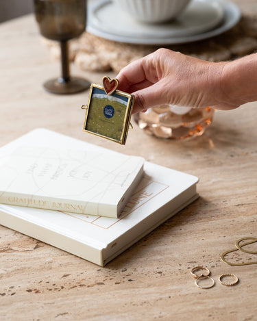 Handmade Pyar Heart Mini Frame - Things I Like Things I Love